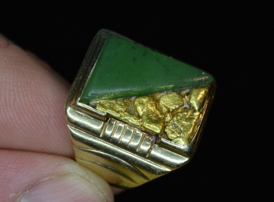 12.37 Gram Alaska Gold Nugget with Jade 10K Ring