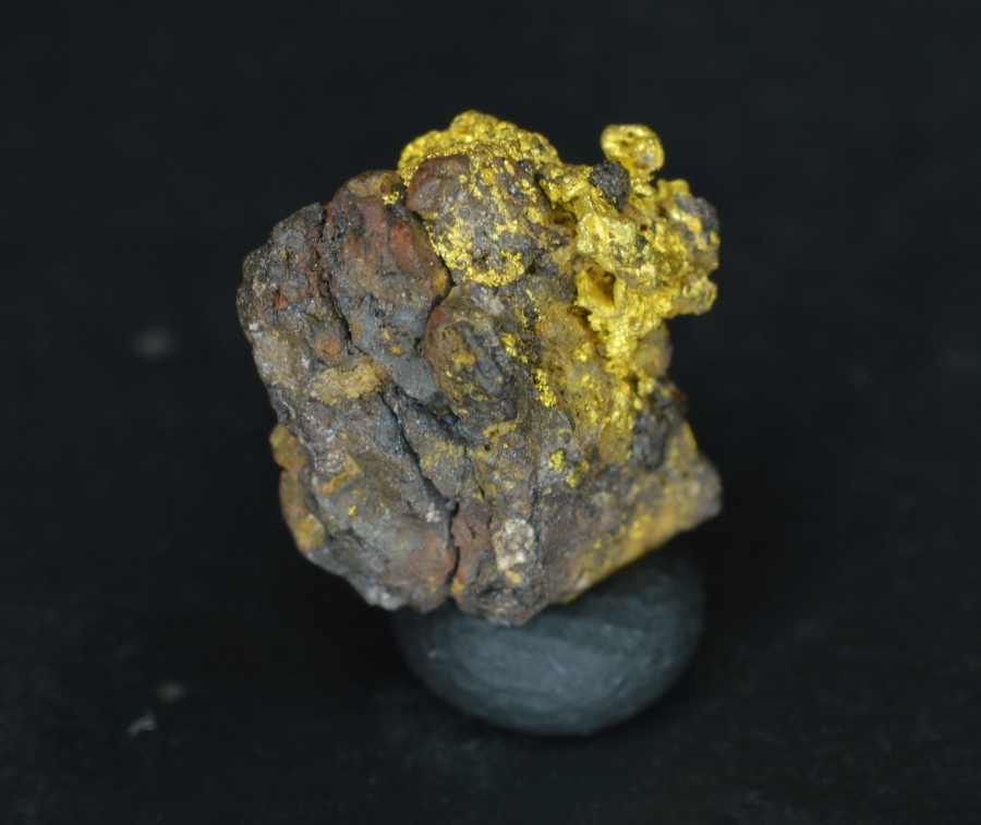1.10 Gram California Gold & Hematite