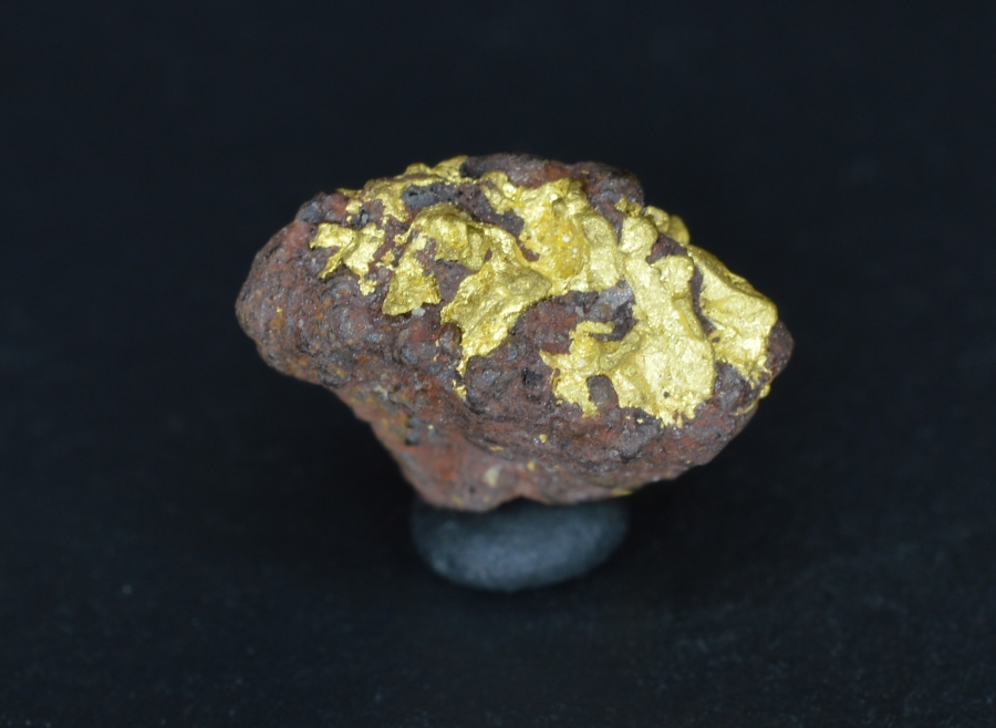 1.36 Gram California Gold & Hematite
